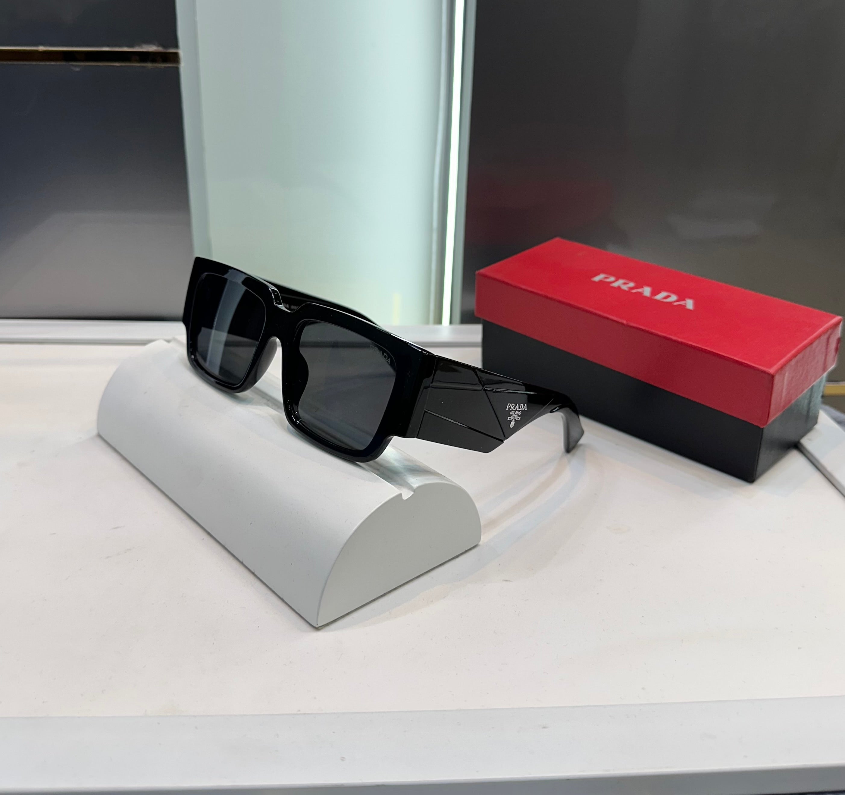 Prada Milano Black Big Limited Edition Luxury Shade With Original Pack ...